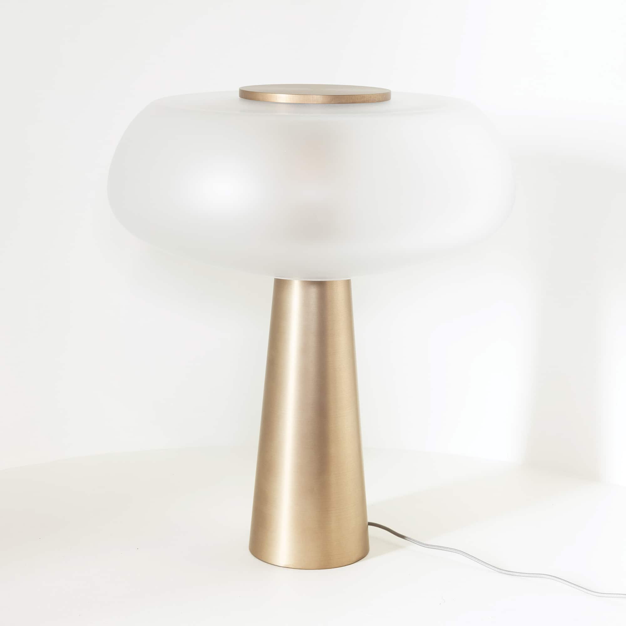 HISLE, French lighting design and manufacturer since 1994